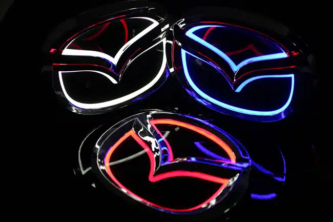 Light Up Mazda Emblem | CarLightsLogo