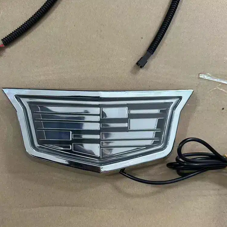 Cadillac CT6 Light Up Emblem | CarLightsLogo