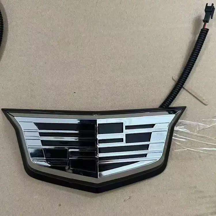 Cadillac XT4 Light Up Emblem | CarLightsLogo