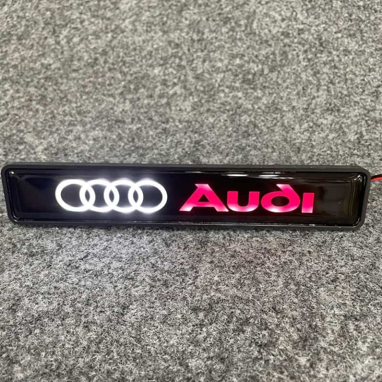 Illuminated Audi LED Grill Emblem | CarLightsLogo